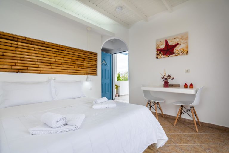 Home - Orizontes Milos - Luxury Studios & Suites in Milos